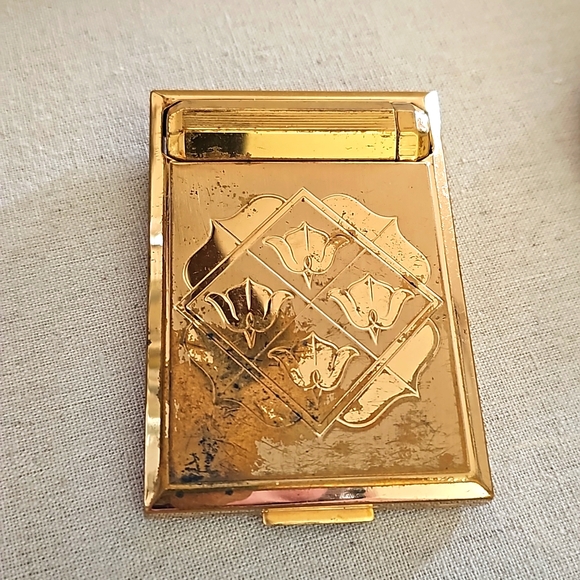 Vintage | Makeup | Vintage Lipstick Compact | Poshmark